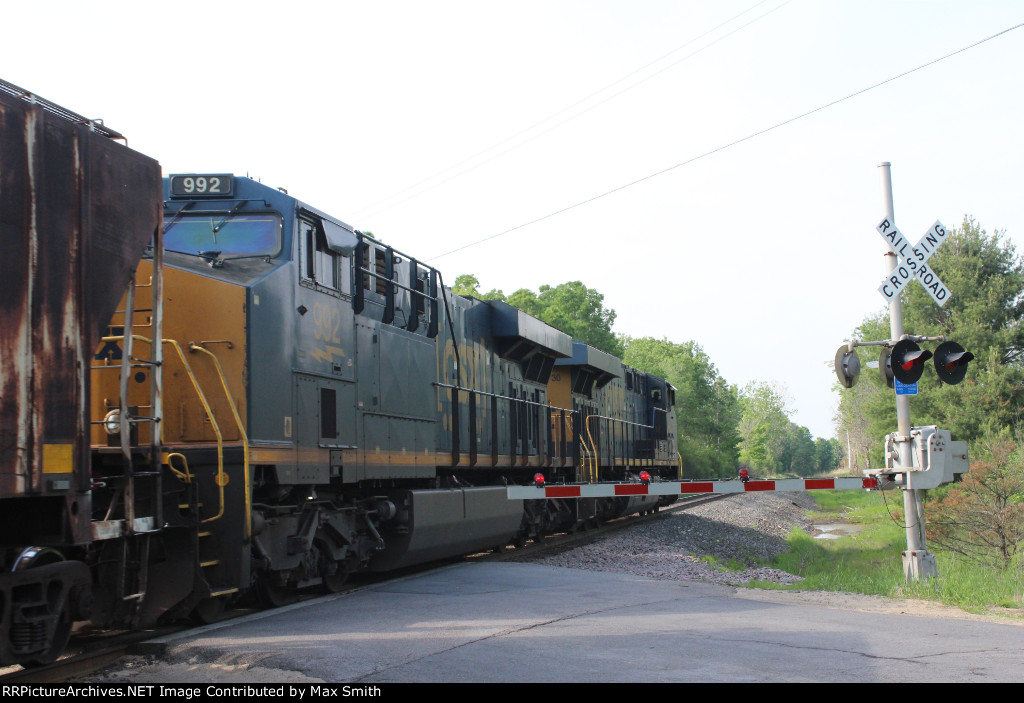 CSXT 992 on CSX L620-28